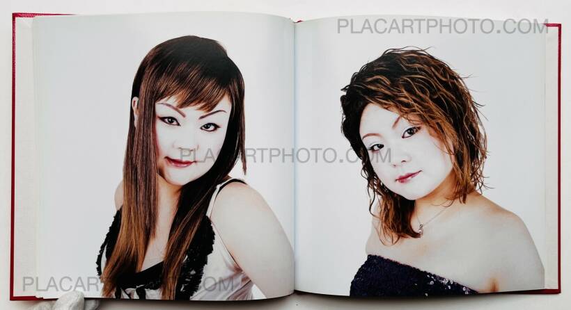 Tomoko Sawada: Masquerade (Signed), Akaaka, 2006 | Bookshop Le Plac'Art ...