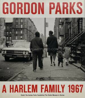 Gordon Parks : Gordon Parks A Harlem Family 1967, Steidl / The Gordon ...