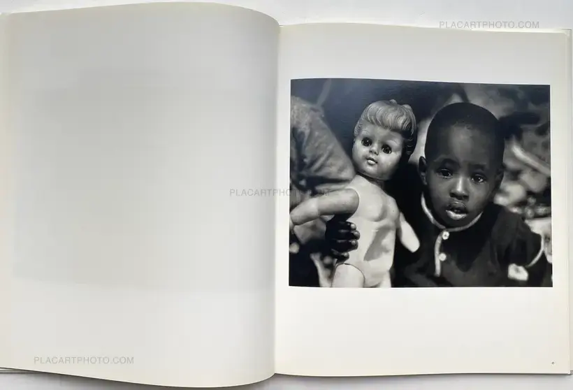 Gordon Parks : Gordon Parks A Harlem Family 1967, Steidl / The Gordon ...