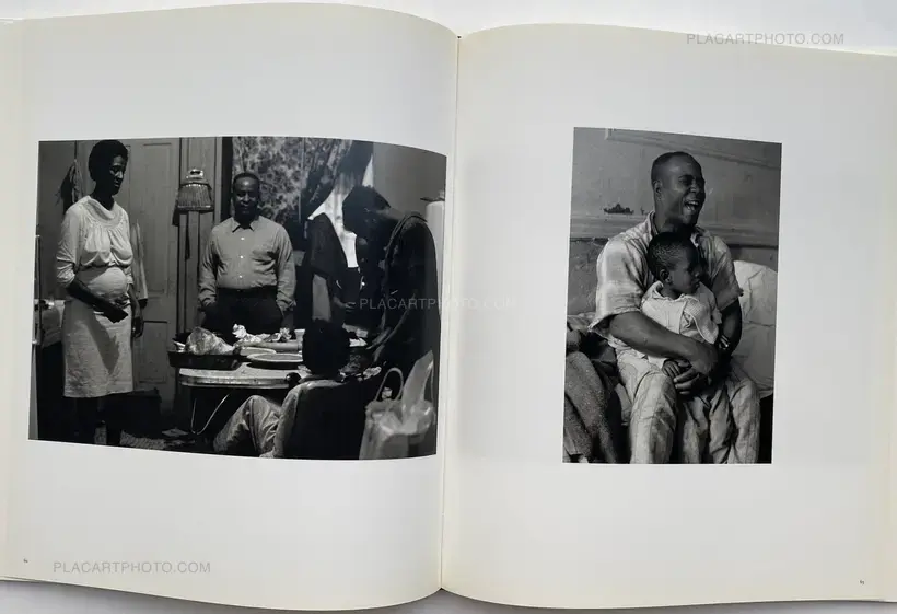 Gordon Parks : Gordon Parks A Harlem Family 1967, Steidl / The Gordon ...