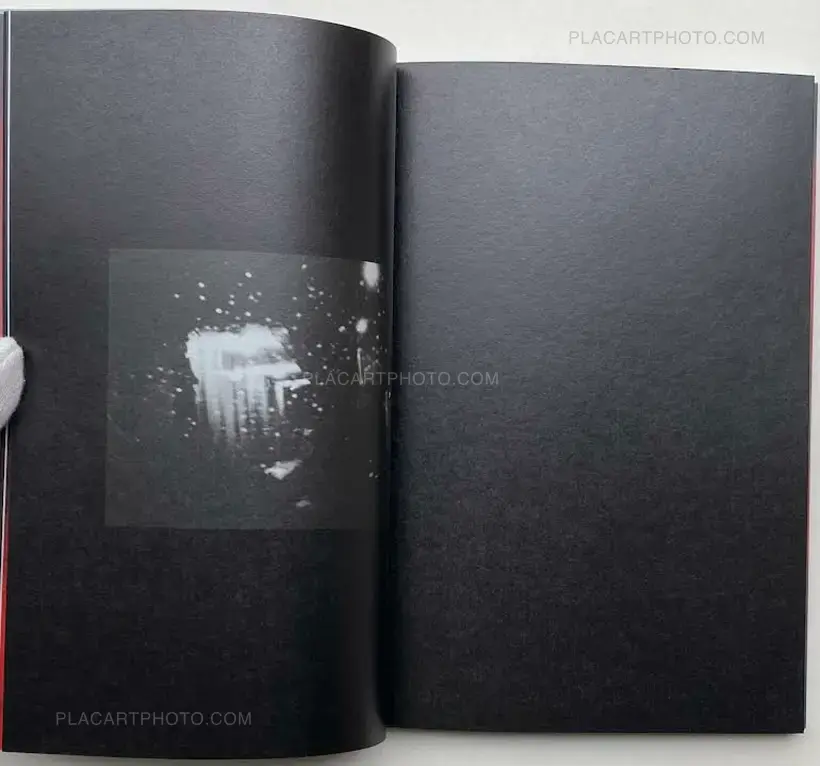 Hideka Tonomura: TOXIC, Zen Foto Gallery , 2022 | Bookshop Le Plac'Art ...