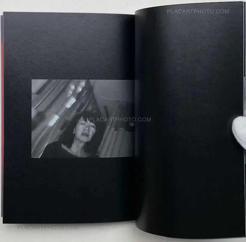Hideka Tonomura: TOXIC, Zen Foto Gallery , 2022 | Bookshop Le Plac'Art ...